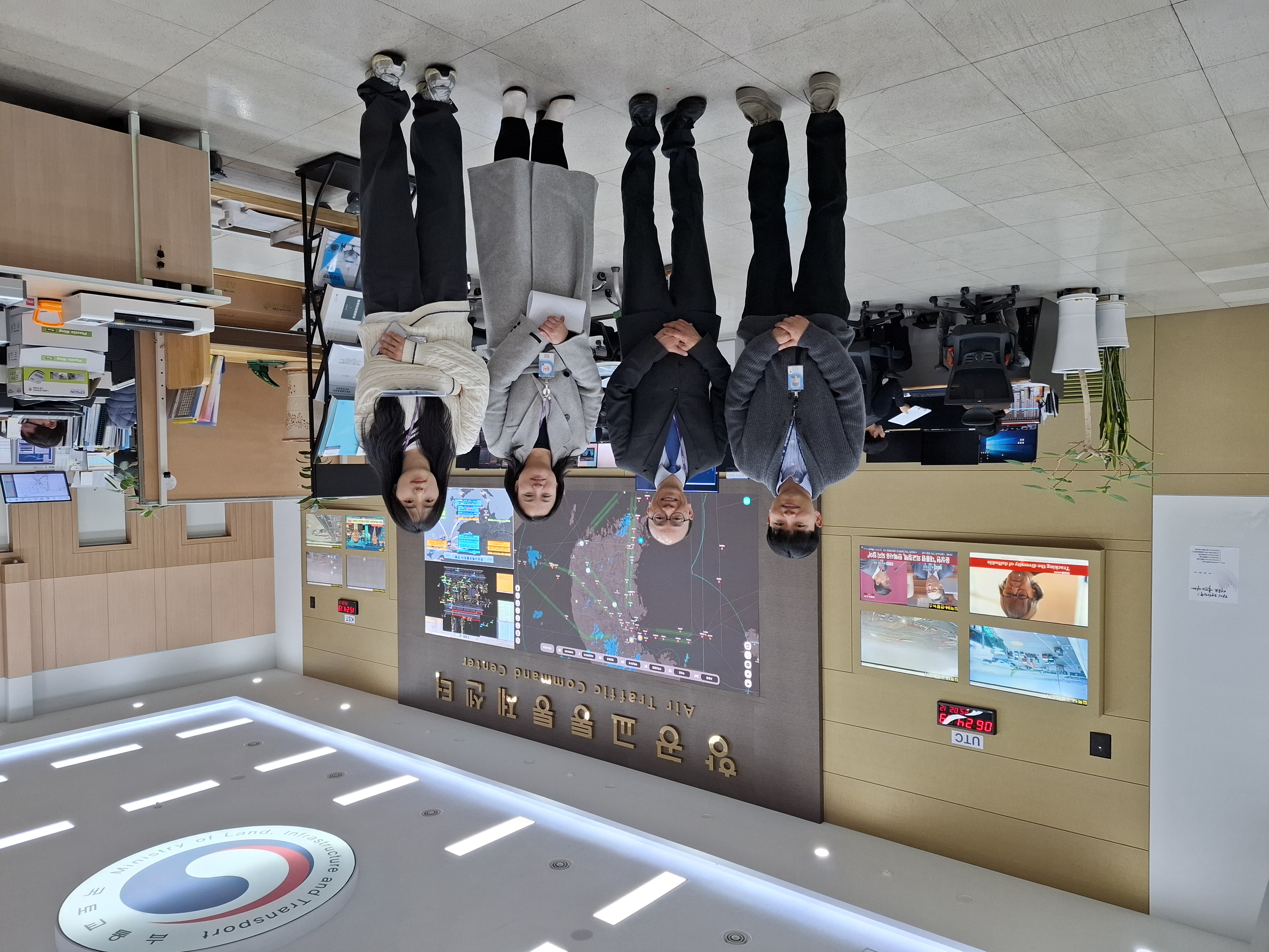 Aeronautical Meteorological Adviser of Hong Kong Observatory Visited ...