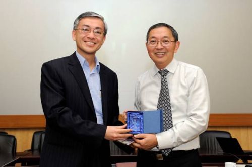 Professor CHEUNG Tai-kin, Jeffrey, speaking on "Creative Learning and ...